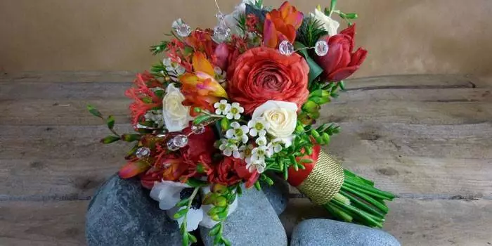 Bouquet mai zanen furanni