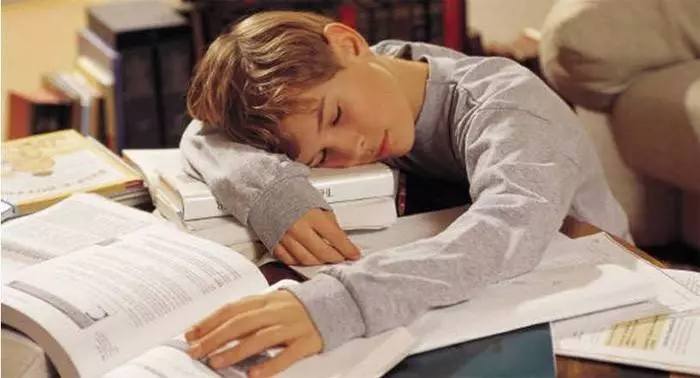 Синдром на постоянна умора в детството