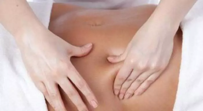 Massagesessies kan help om maagvet af te breek