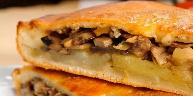 Torta con patate e funghi