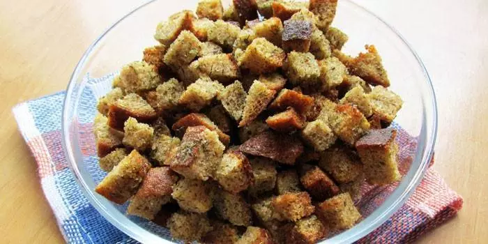 घर का बना croutons