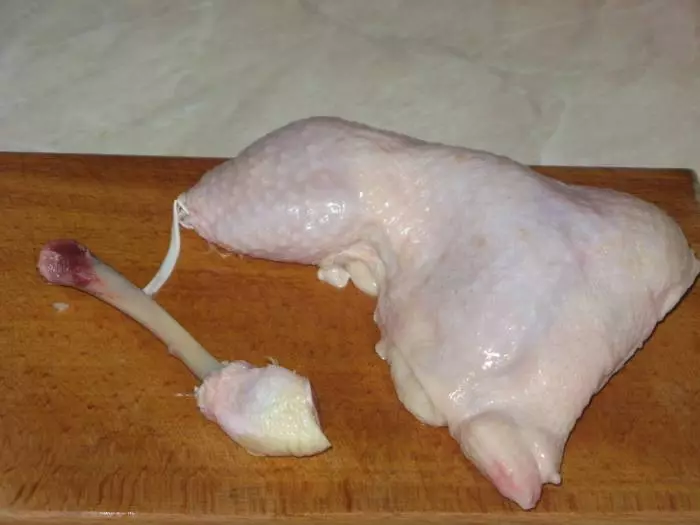 Os extrait de cuisse de poulet