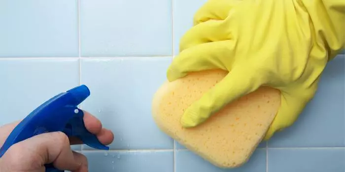 Tile washing