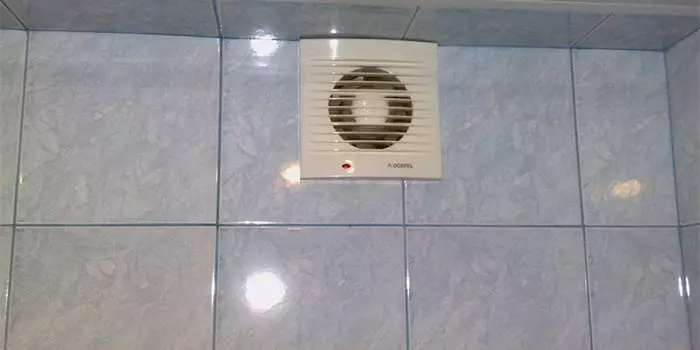 Ventilation in the bathroom