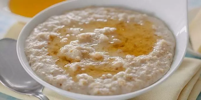 I-oatmeal enezinyosi