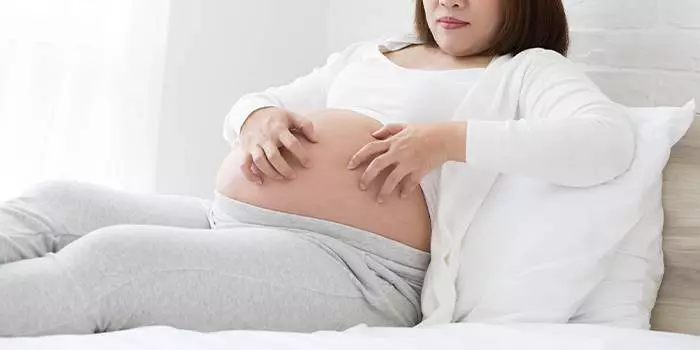 Kliande hud under graviditeten