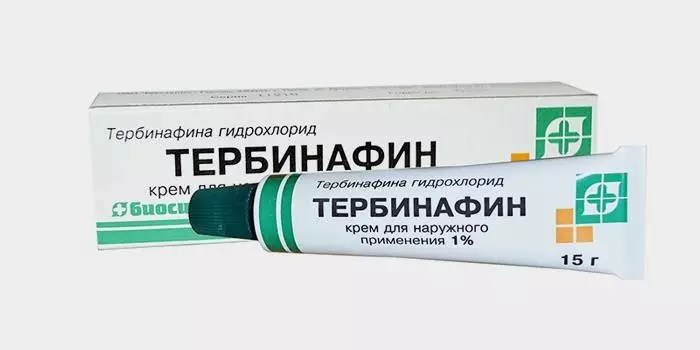 Terbinafin for behandling av fotsopp
